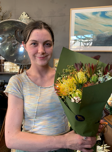 Native posies – Midnight Flowers